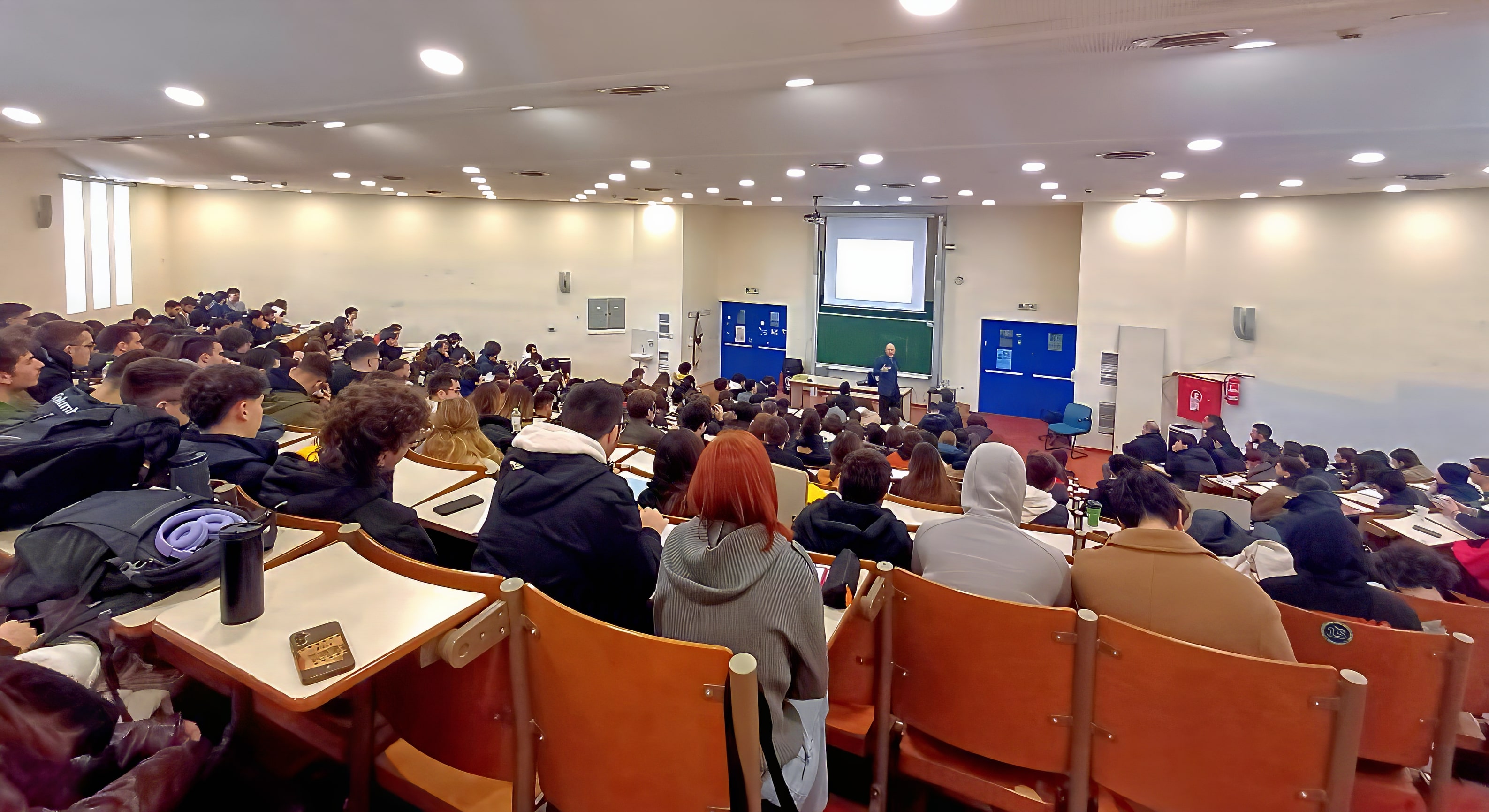 School of Electrical and Computer Engineering - National Technical ...